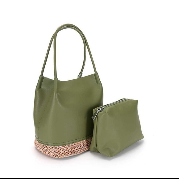 MDBM | Bags | Mdbm Mia Shoulder Bag | Poshmark